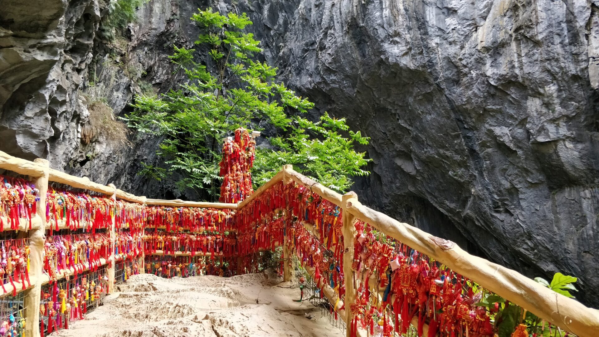 Yingxi Fenglin Corridor Scenic Area : Guangdong | Visions of Travel