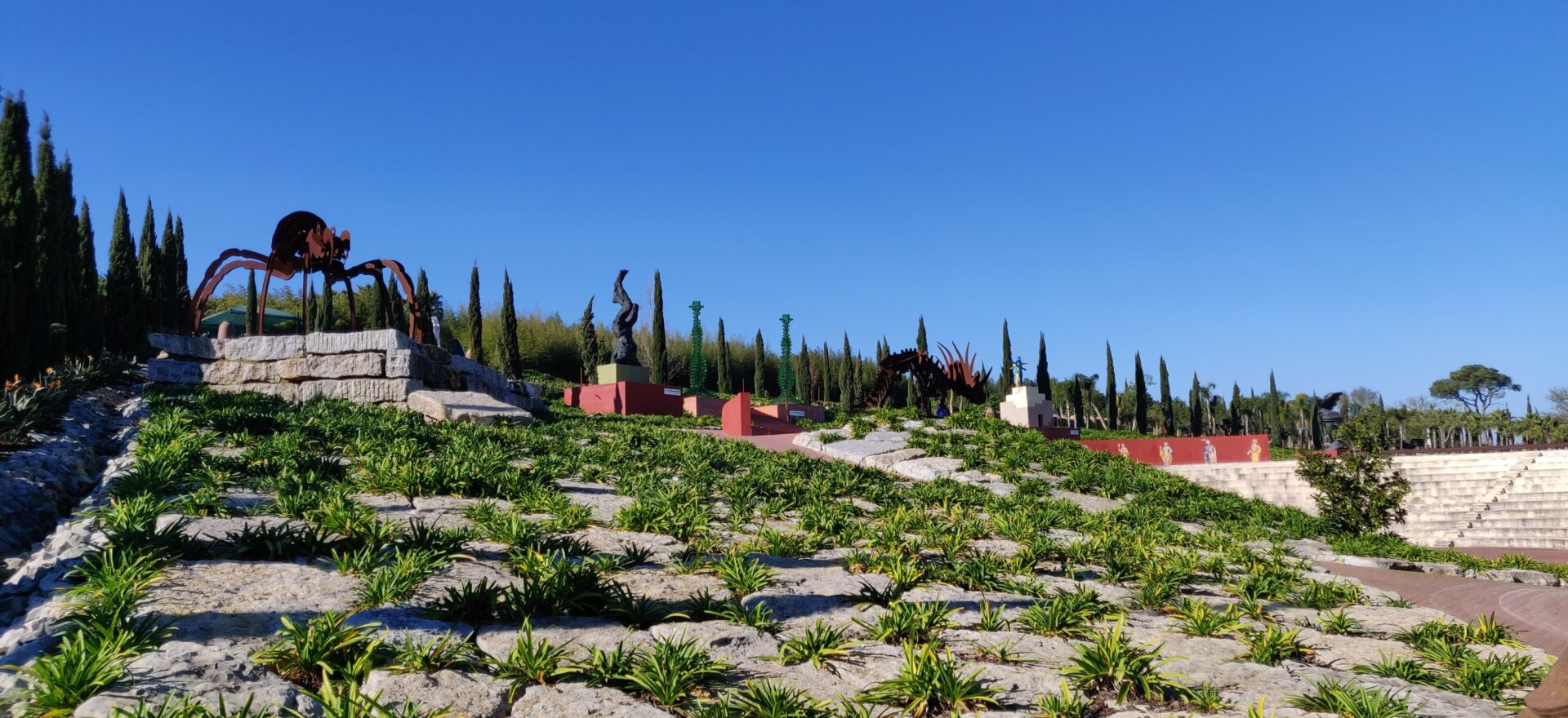 Buddha Eden Gardens near Obidos : Portugal | Visions of Travel