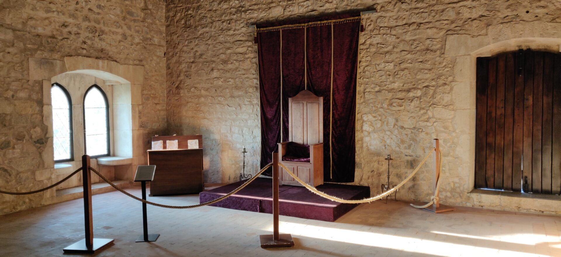 Leiria castle & Batalha monastery: Portugal | Visions of Travel