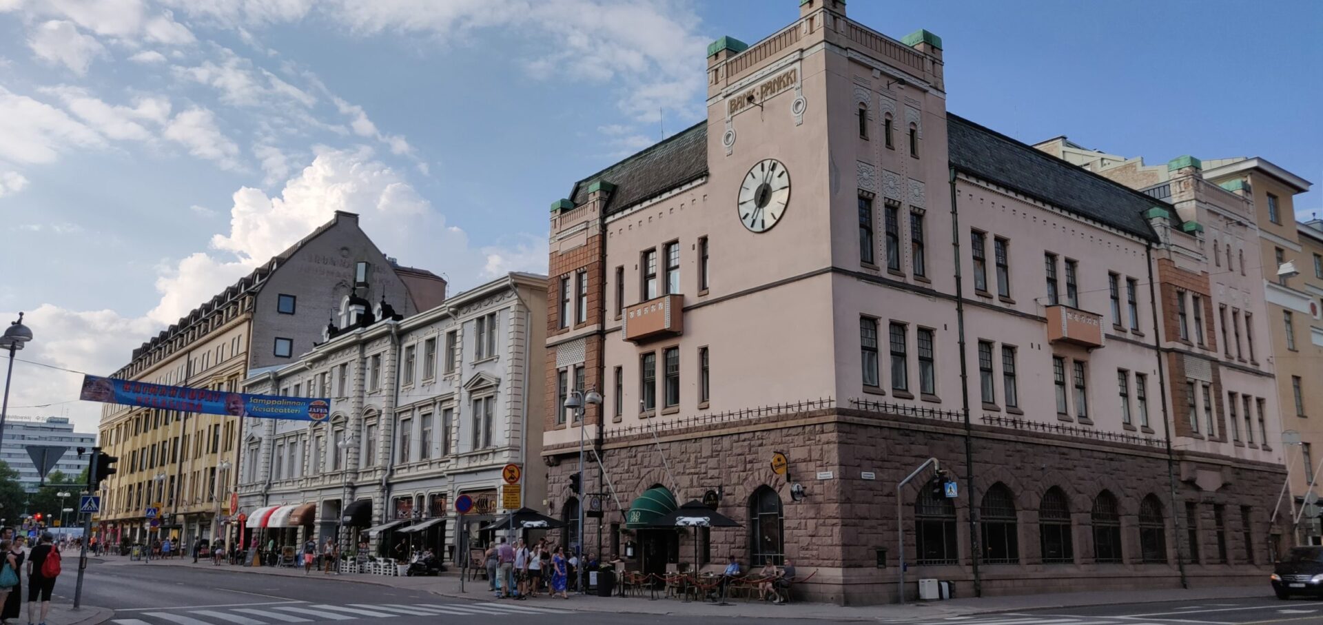 Walking tour of Turku : Finland | Visions of Travel