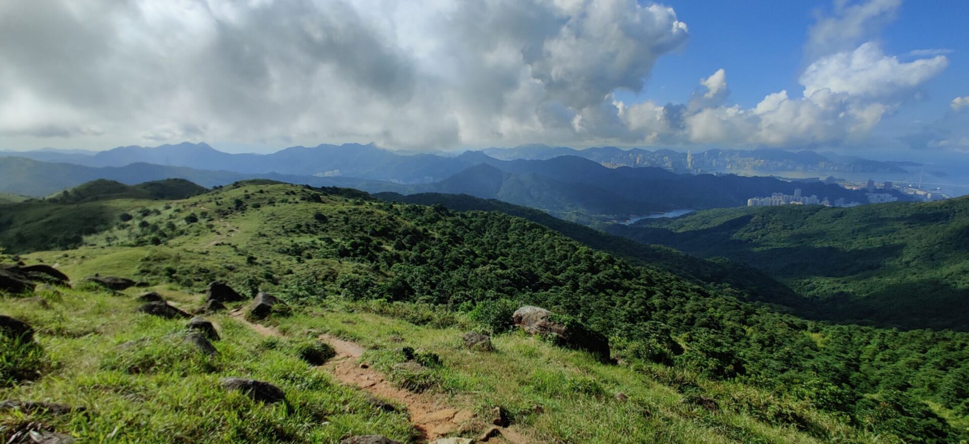 Tai Mo Shan Country Park hike : Hong Kong | Visions of Travel