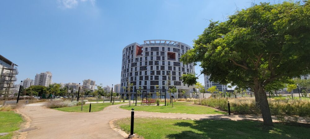 Bar Ilan University campus walk : Israel | Visions of Travel