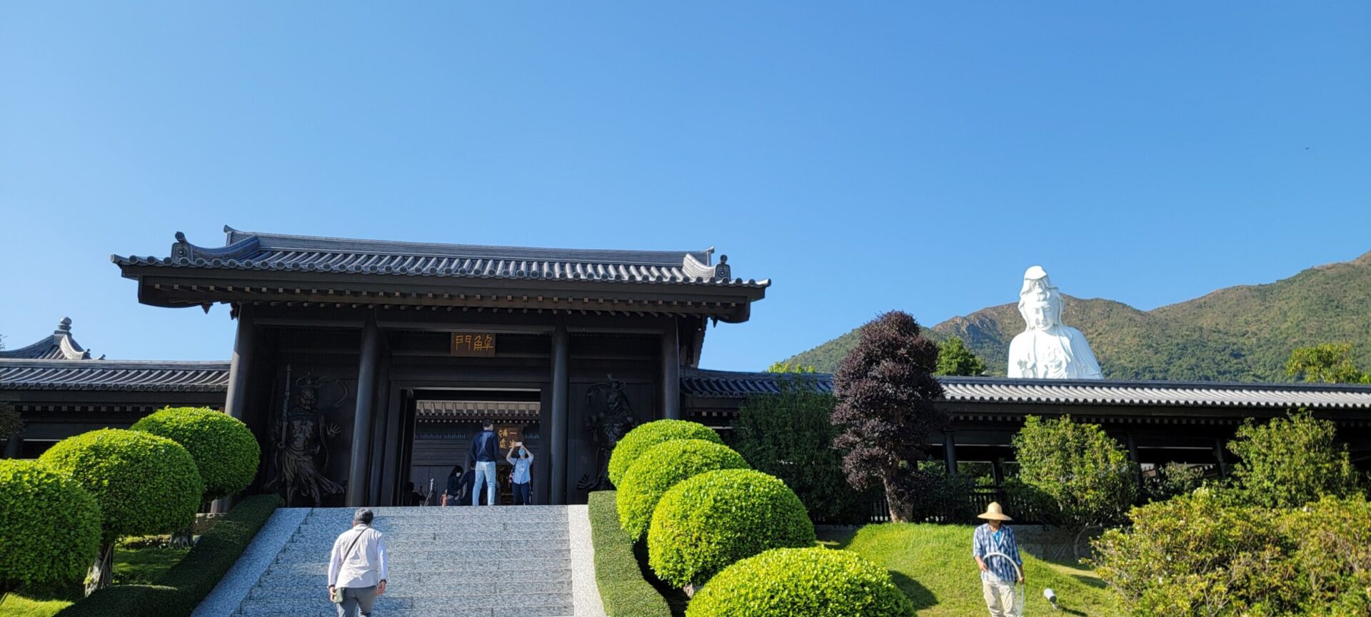 Tsz Shan Monastery & White Buddha : Northern Hong Kong | Visions of Travel